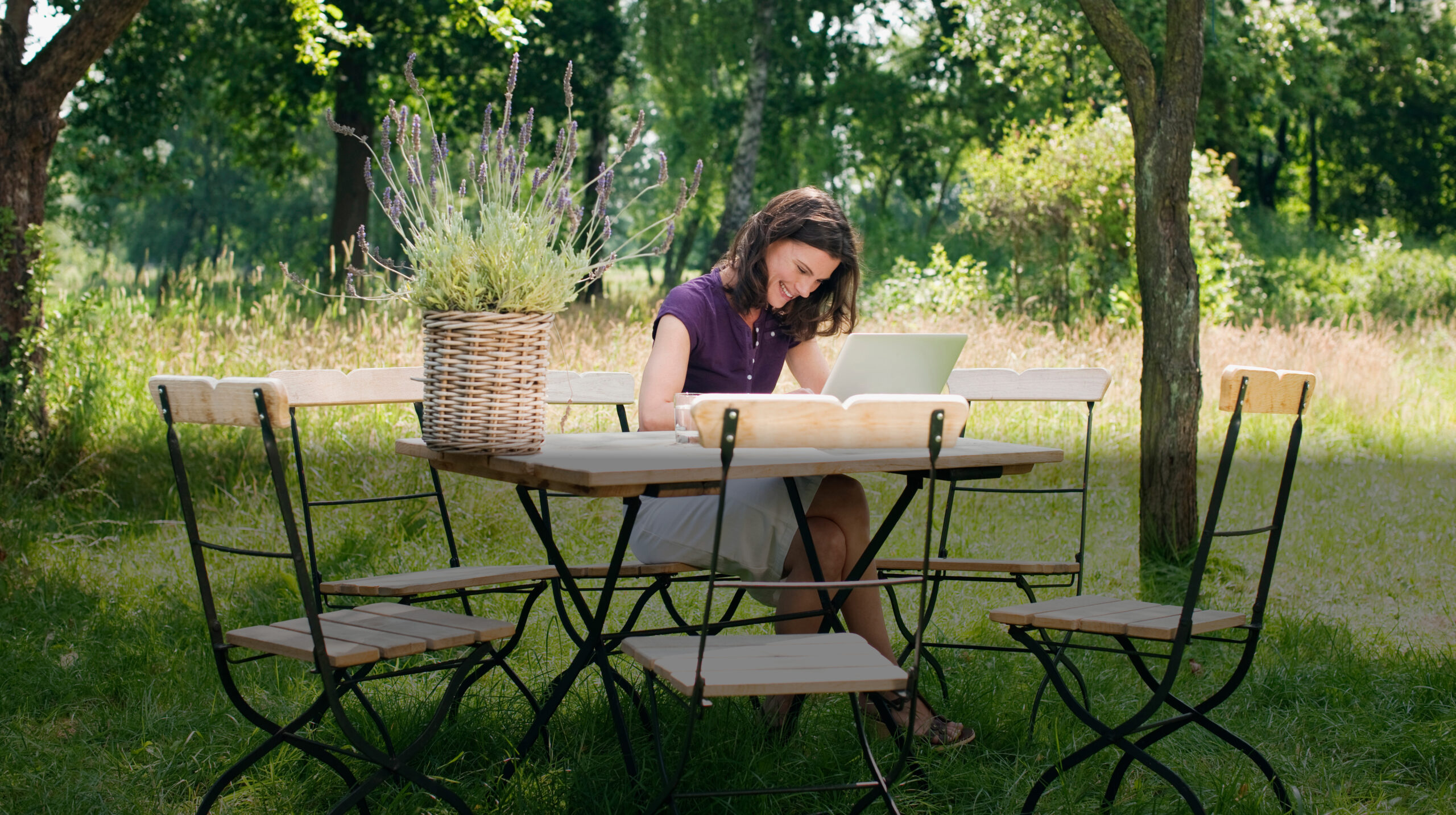 | Bug Tussel Wireless